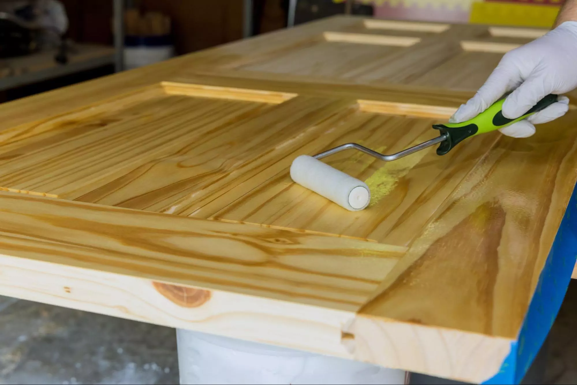 Panduan Memilih Warna Finishing Kayu agar Tampak Natural